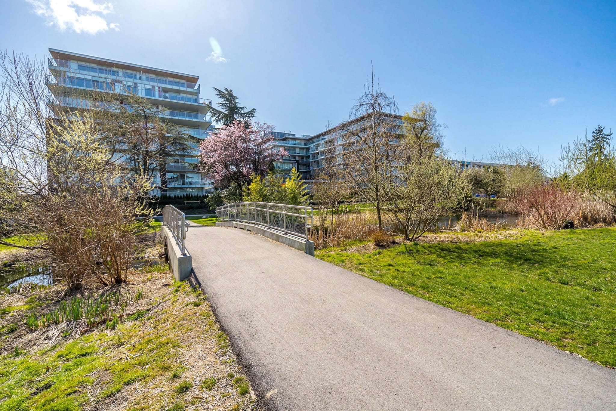 606 10780 No. 5 Road Richmond, Dahlia at The Gardens | Sam Li