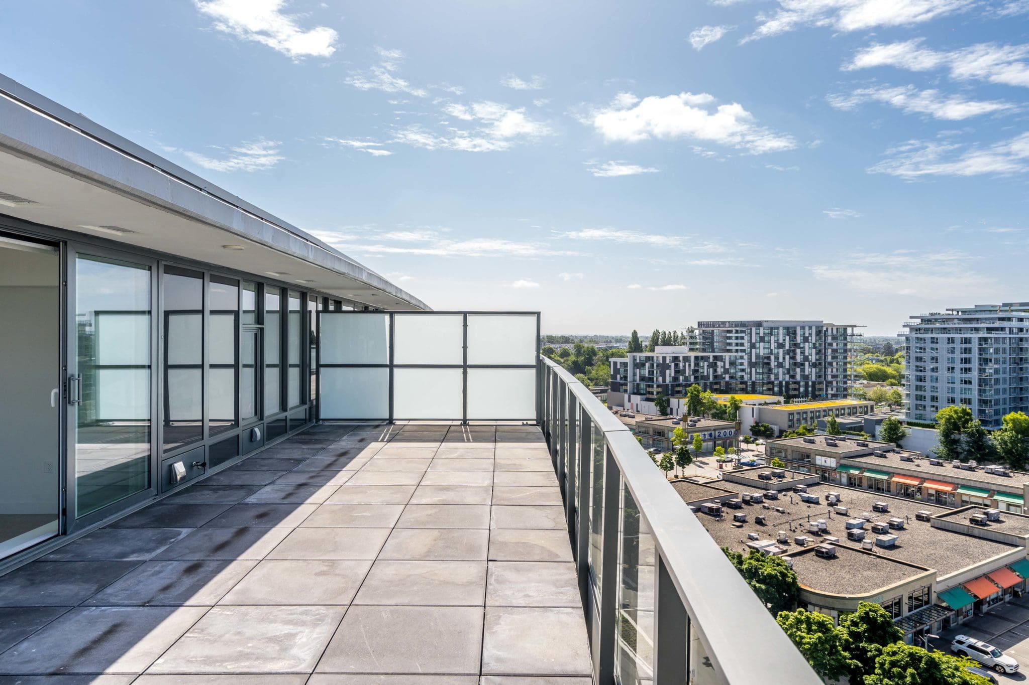 Concord Galleria, 1205 8555 Capstan Way, Richmond | Sam Li